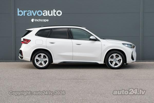 White BMW X1 2024 in Tartu, with an engine capacity of 2.00 L and mileage of 55 thousand km for 44900 €, photo 4 on AUTOMOTO.COM.LV