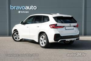 White BMW X1 2024 in Tartu, with an engine capacity of 2.00 L and mileage of 55 thousand km for 44900 €, photo 7 on AUTOMOTO.COM.LV