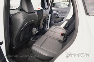 White BMW X1 2024 in Tartu, with an engine capacity of 2.00 L and mileage of 55 thousand km for 44900 €, photo 14 on AUTOMOTO.COM.LV