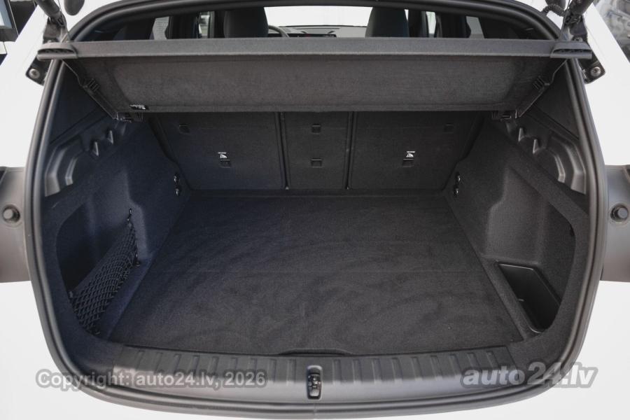 Balts BMW X1 2025 Tartu, ar dzinēja tilpumu 2.00 L un nobraukumu 43 tūkst. km par 42900 €, foto 25 vietnē AUTOMOTO.COM.LV