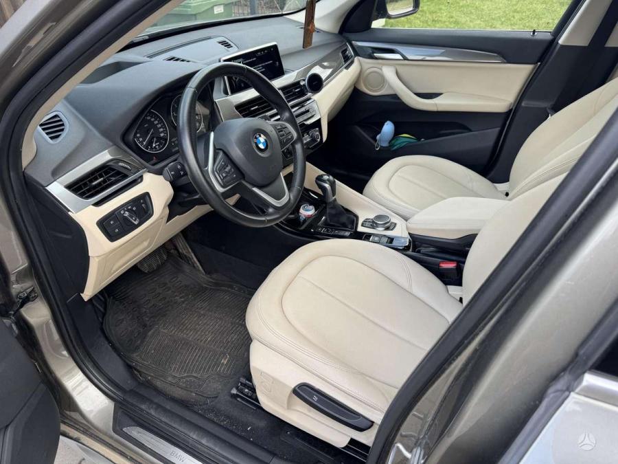 Dzeltens BMW X1 2016 Kauņa, ar dzinēja tilpumu 2.00 L un nobraukumu 210 tūkst. km par 14000 €, foto 9 vietnē AUTOMOTO.COM.LV