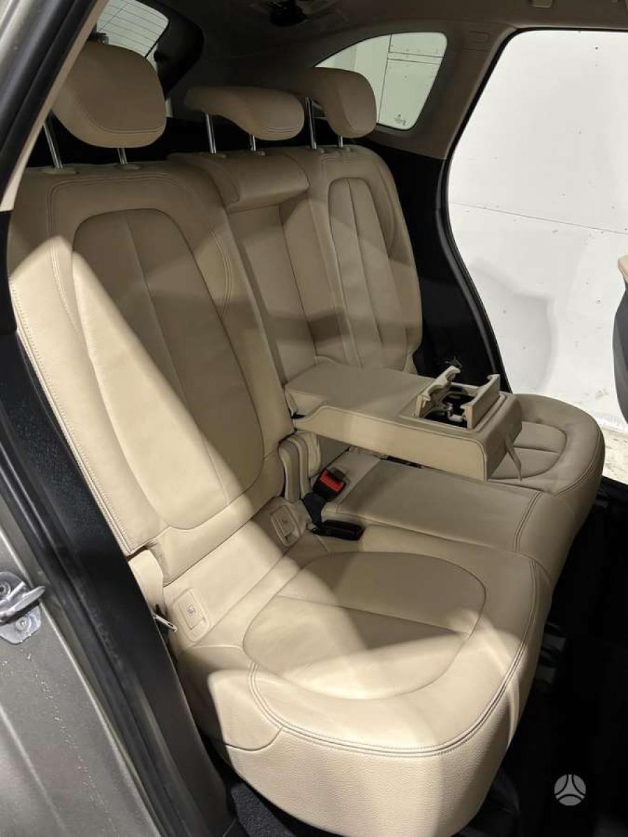 Yellow BMW X1 2017 in Klaipeda, with an engine capacity of 2.00 L and mileage of 154 thousand km for 13900 €, photo 23 on AUTOMOTO.COM.LV