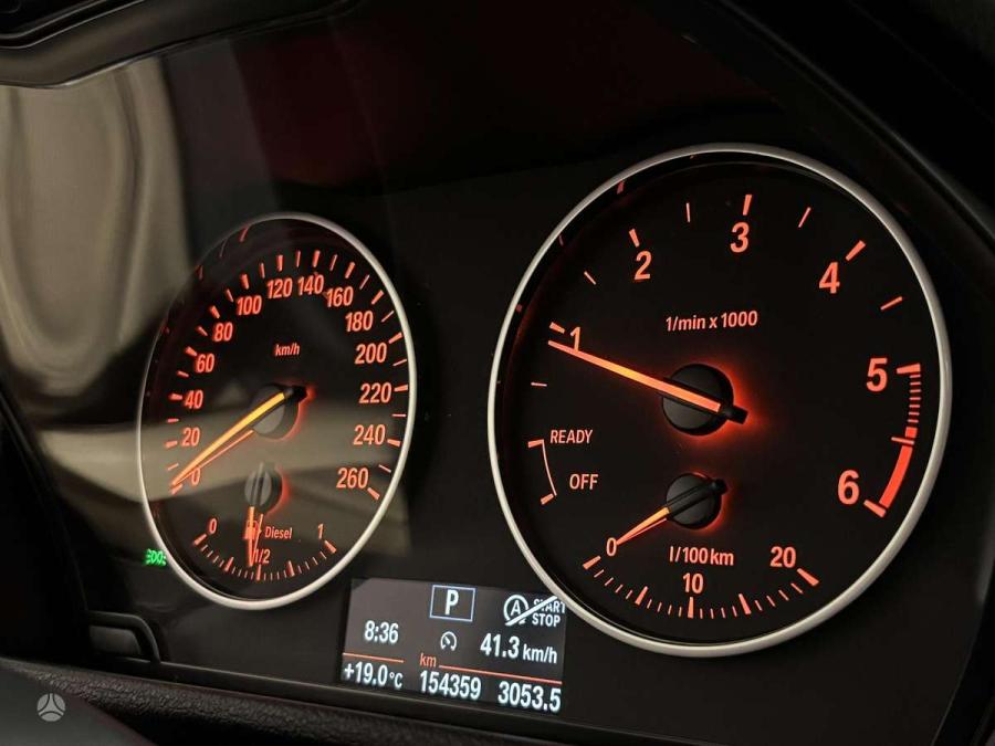 Yellow BMW X1 2017 in Klaipeda, with an engine capacity of 2.00 L and mileage of 154 thousand km for 13900 €, photo 26 on AUTOMOTO.COM.LV