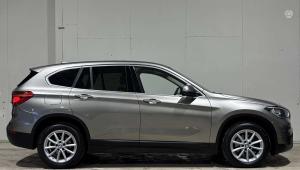 Yellow BMW X1 2017 in Klaipeda, with an engine capacity of 2.00 L and mileage of 154 thousand km for 13900 €, photo 35 on AUTOMOTO.COM.LV