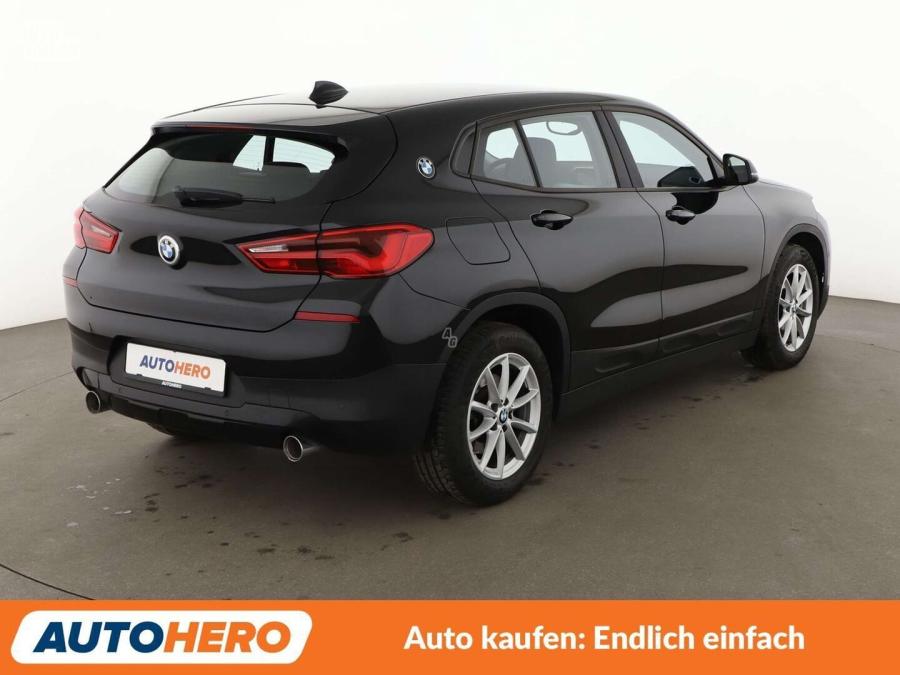 Black BMW X2 2018 in Kaunas, with an engine capacity of 2.00 L and mileage of 52 thousand km for 25645 €, photo 6 on AUTOMOTO.COM.LV
