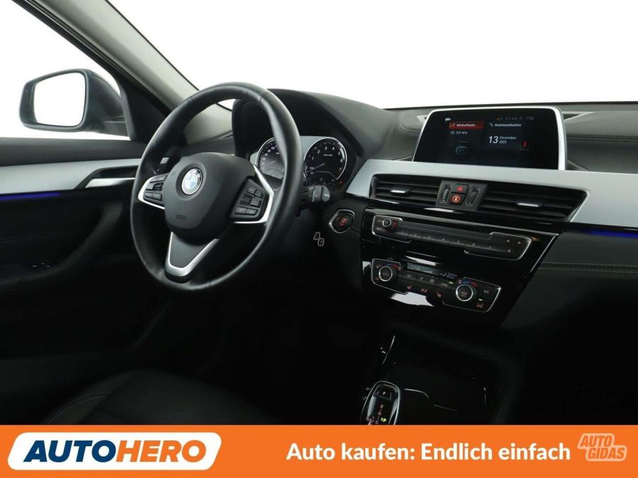Black BMW X2 2018 in Kaunas, with an engine capacity of 2.00 L and mileage of 52 thousand km for 25645 €, photo 13 on AUTOMOTO.COM.LV