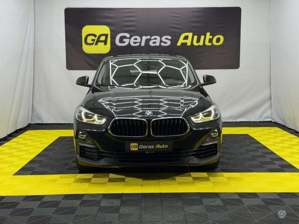 Black BMW X2 2018 in Vilnius, with an engine capacity of 2.00 L and mileage of 240 thousand km for 15450 €, photo 7 on AUTOMOTO.COM.LV