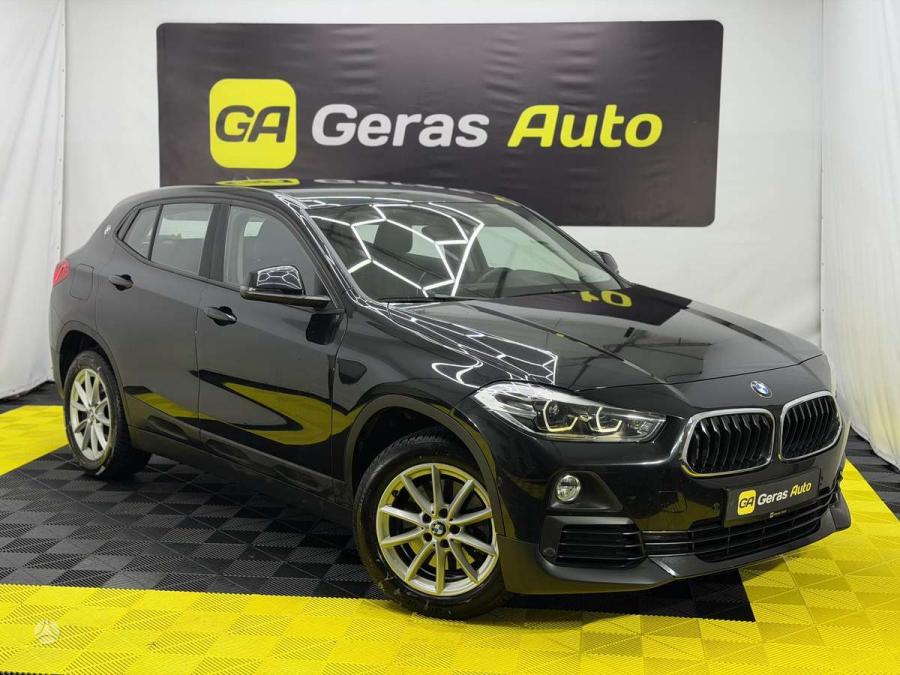 Black BMW X2 2018 in Vilnius, with an engine capacity of 2.00 L and mileage of 240 thousand km for 13990 €, photo 4 on AUTOMOTO.COM.LV