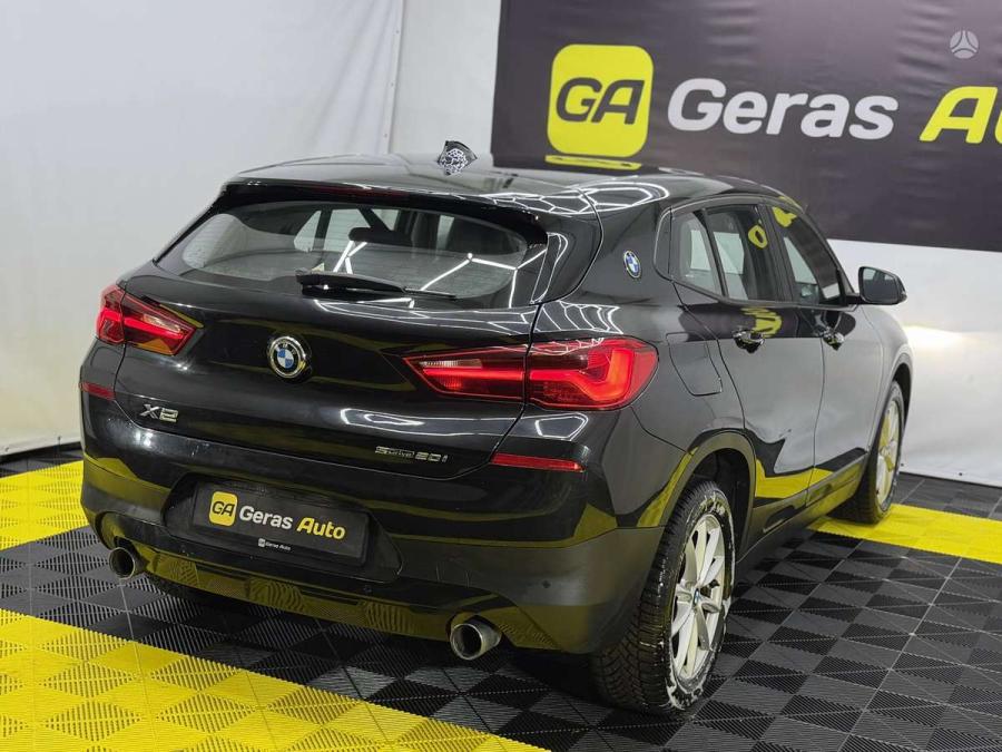 Black BMW X2 2018 in Vilnius, with an engine capacity of 2.00 L and mileage of 240 thousand km for 13990 €, photo 5 on AUTOMOTO.COM.LV