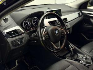Black BMW X2 2018 in Vilnius, with an engine capacity of 2.00 L and mileage of 240 thousand km for 13990 €, photo 10 on AUTOMOTO.COM.LV
