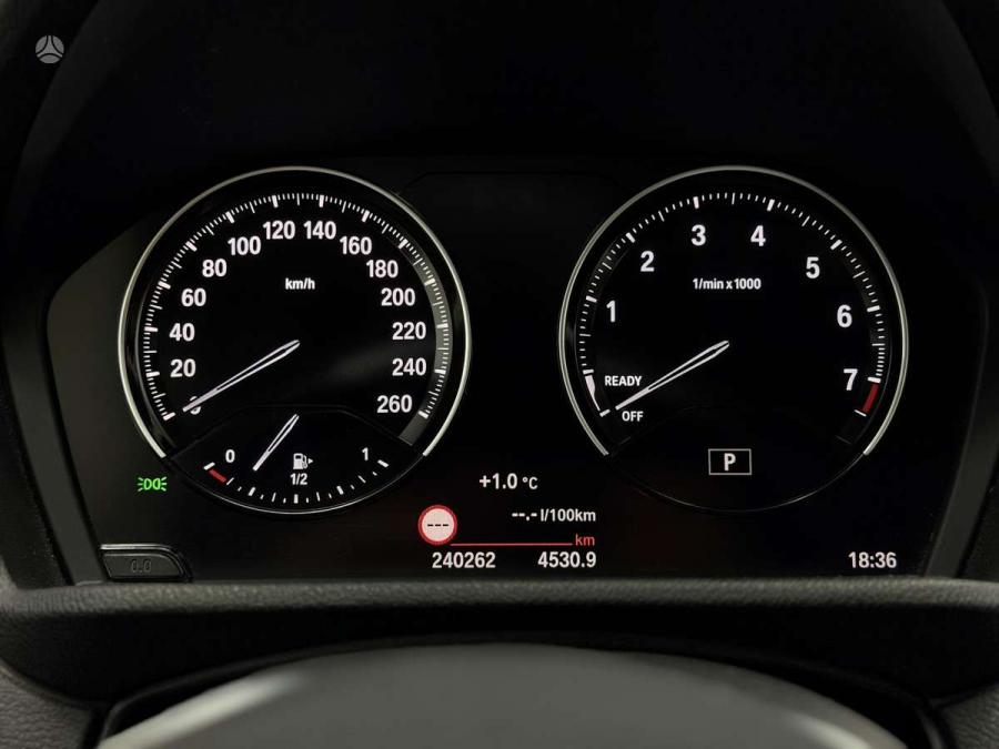 Black BMW X2 2018 in Vilnius, with an engine capacity of 2.00 L and mileage of 240 thousand km for 13990 €, photo 27 on AUTOMOTO.COM.LV