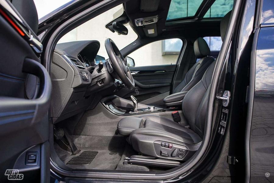 Black BMW X2 2018 in Kaunas, with an engine capacity of 2.00 L and mileage of 152 thousand km for 19450 €, photo 26 on AUTOMOTO.COM.LV