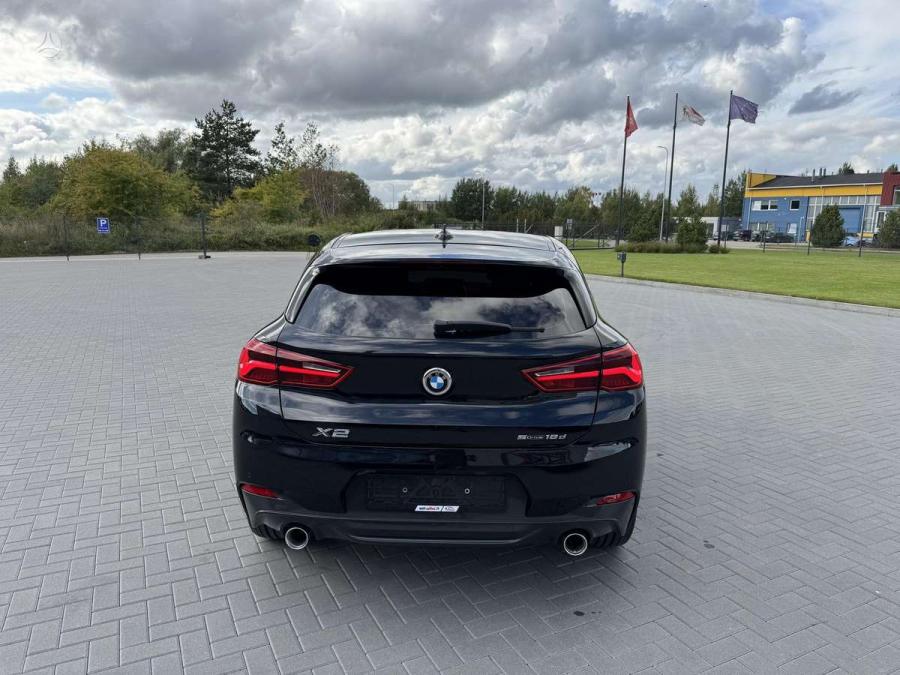 Black BMW X2 2018 in Telschi, with an engine capacity of 2.00 L and mileage of 235 thousand km for 14999 €, photo 6 on AUTOMOTO.COM.LV