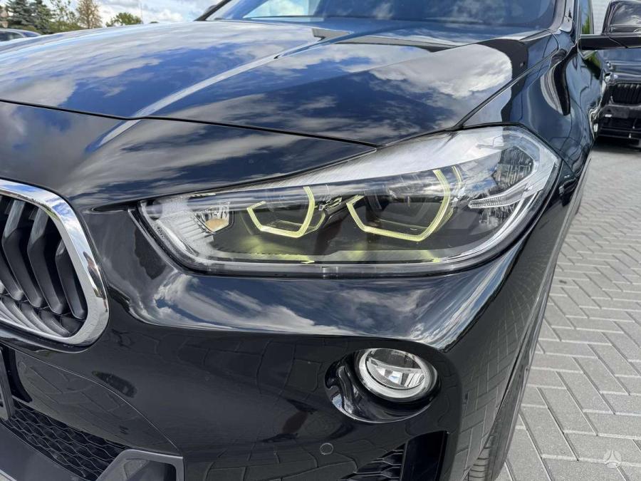 Black BMW X2 2018 in Telschi, with an engine capacity of 2.00 L and mileage of 235 thousand km for 14999 €, photo 12 on AUTOMOTO.COM.LV