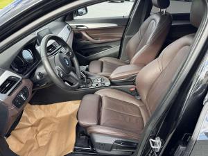 Black BMW X2 2018 in Telschi, with an engine capacity of 2.00 L and mileage of 235 thousand km for 14999 €, photo 18 on AUTOMOTO.COM.LV