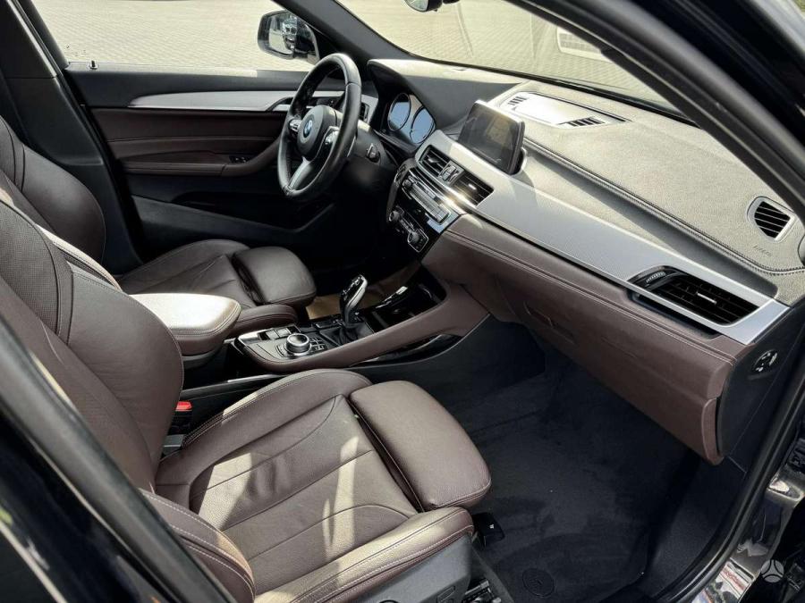 Black BMW X2 2018 in Telschi, with an engine capacity of 2.00 L and mileage of 235 thousand km for 14999 €, photo 26 on AUTOMOTO.COM.LV