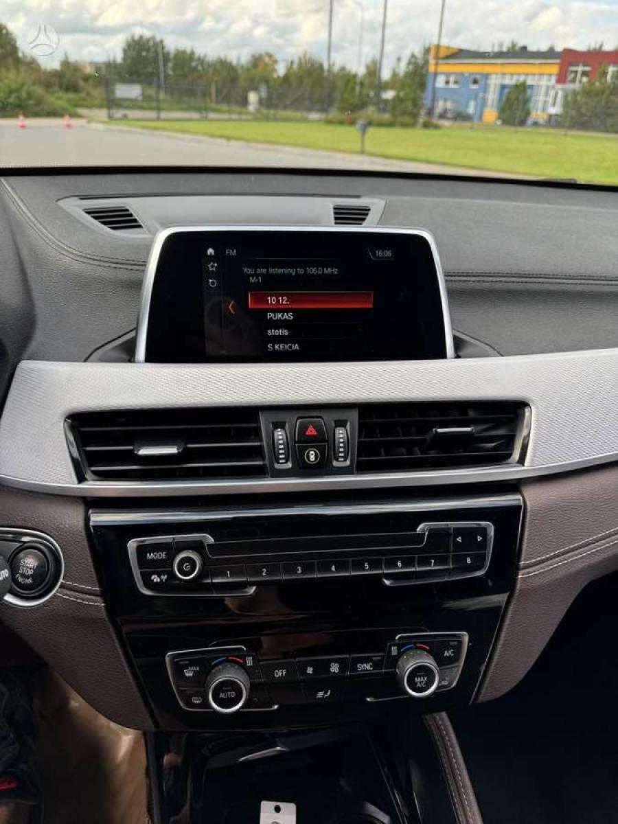 Black BMW X2 2018 in Telschi, with an engine capacity of 2.00 L and mileage of 235 thousand km for 14999 €, photo 28 on AUTOMOTO.COM.LV