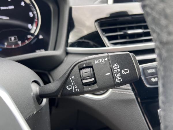 Black BMW X2 2019 in Riga, with an engine capacity of 2.00 L and mileage of 237 thousand km for 17950 €, photo 10 on AUTOMOTO.COM.LV