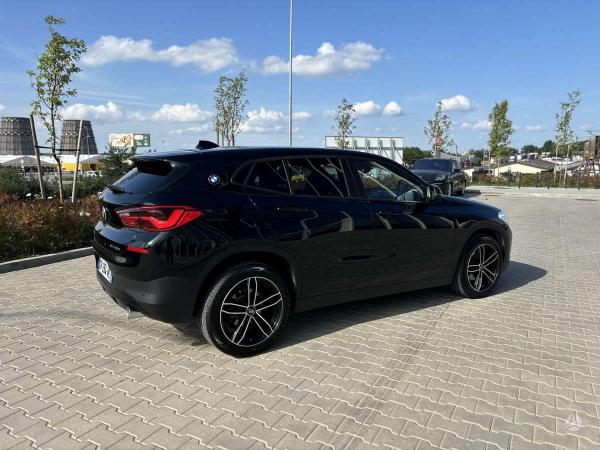 Black BMW X2 2019 in Vilnius, with an engine capacity of 2.00 L and mileage of 240 thousand km for 14300 €, photo 4 on AUTOMOTO.COM.LV