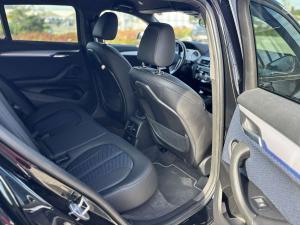 Black BMW X2 2019 in Vilnius, with an engine capacity of 2.00 L and mileage of 240 thousand km for 14300 €, photo 9 on AUTOMOTO.COM.LV