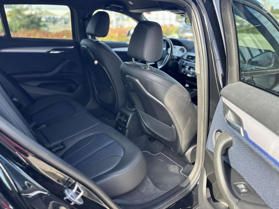 Black BMW X2 2019 in Vilnius, with an engine capacity of 2.00 L and mileage of 240 thousand km for 14300 €, photo 9 on AUTOMOTO.COM.LV