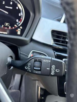 Black BMW X2 2019 in Vilnius, with an engine capacity of 2.00 L and mileage of 240 thousand km for 14300 €, photo 18 on AUTOMOTO.COM.LV