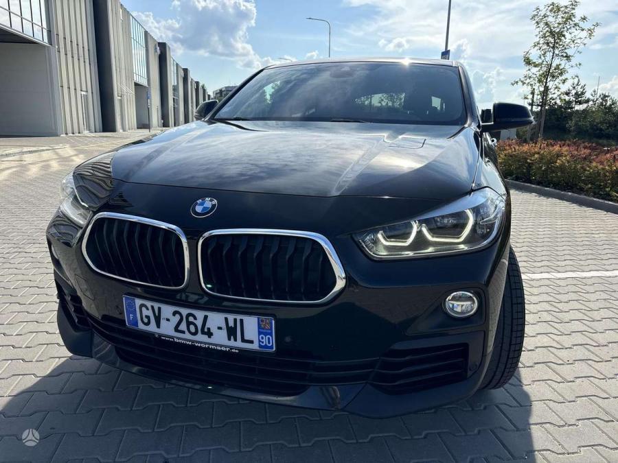 Black BMW X2 2019 in Vilnius, with an engine capacity of 2.00 L and mileage of 240 thousand km for 14300 €, photo 22 on AUTOMOTO.COM.LV