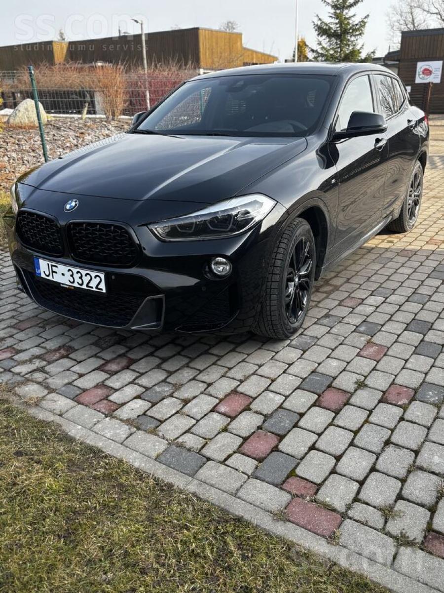 Black BMW X2 2019 in Riga, with an engine capacity of 2.00 L and mileage of 129 thousand km for 20900 €, photo 1 on AUTOMOTO.COM.LV