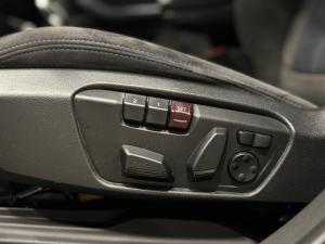 Black BMW X2 2019 in Riga, with an engine capacity of 2.00 L and mileage of 132 thousand km for 17690 €, photo 10 on AUTOMOTO.COM.LV