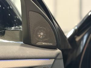 Black BMW X2 2019 in Riga, with an engine capacity of 2.00 L and mileage of 132 thousand km for 17690 €, photo 12 on AUTOMOTO.COM.LV