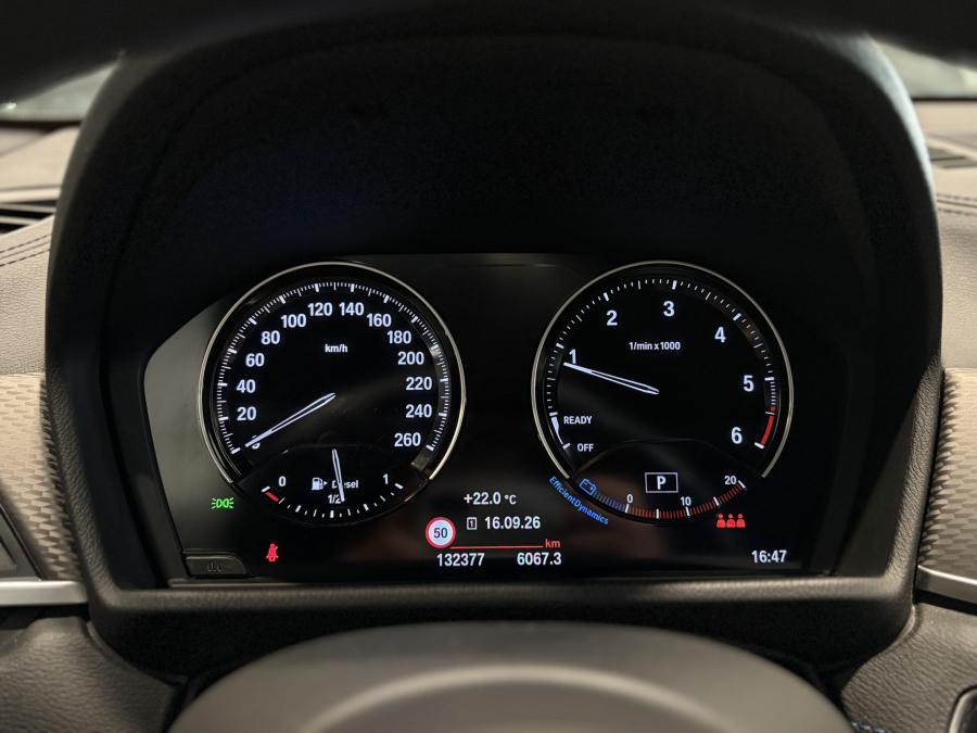 Black BMW X2 2019 in Riga, with an engine capacity of 2.00 L and mileage of 132 thousand km for 17690 €, photo 14 on AUTOMOTO.COM.LV