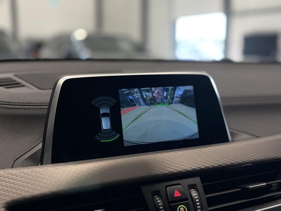 Black BMW X2 2019 in Riga, with an engine capacity of 2.00 L and mileage of 132 thousand km for 17690 €, photo 18 on AUTOMOTO.COM.LV