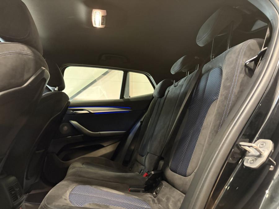 Black BMW X2 2019 in Riga, with an engine capacity of 2.00 L and mileage of 132 thousand km for 17690 €, photo 26 on AUTOMOTO.COM.LV
