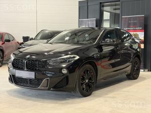 Black BMW X2 2019 in Riga, with an engine capacity of 2.00 L and mileage of 132 thousand km for 17690 €, photo 6 on AUTOMOTO.COM.LV