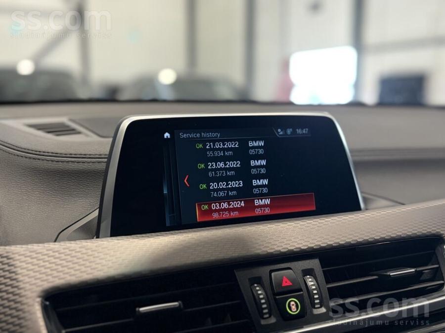 Black BMW X2 2019 in Riga, with an engine capacity of 2.00 L and mileage of 132 thousand km for 17690 €, photo 16 on AUTOMOTO.COM.LV