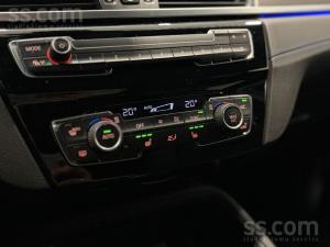 Black BMW X2 2019 in Riga, with an engine capacity of 2.00 L and mileage of 132 thousand km for 17690 €, photo 19 on AUTOMOTO.COM.LV