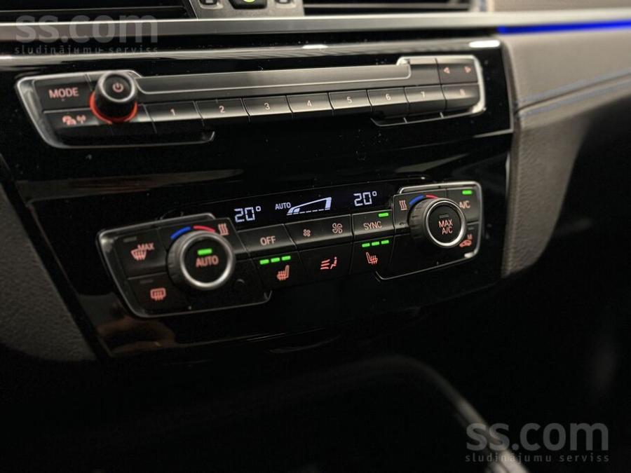 Black BMW X2 2019 in Riga, with an engine capacity of 2.00 L and mileage of 132 thousand km for 17690 €, photo 19 on AUTOMOTO.COM.LV