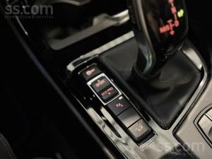Black BMW X2 2019 in Riga, with an engine capacity of 2.00 L and mileage of 132 thousand km for 17690 €, photo 20 on AUTOMOTO.COM.LV