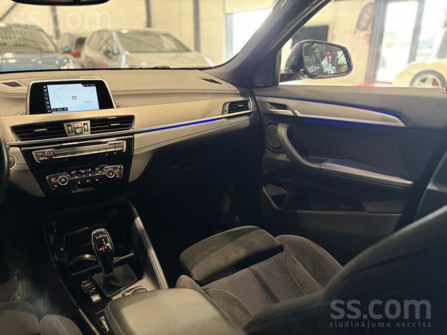 Black BMW X2 2019 in Riga, with an engine capacity of 2.00 L and mileage of 132 thousand km for 17690 €, photo 24 on AUTOMOTO.COM.LV