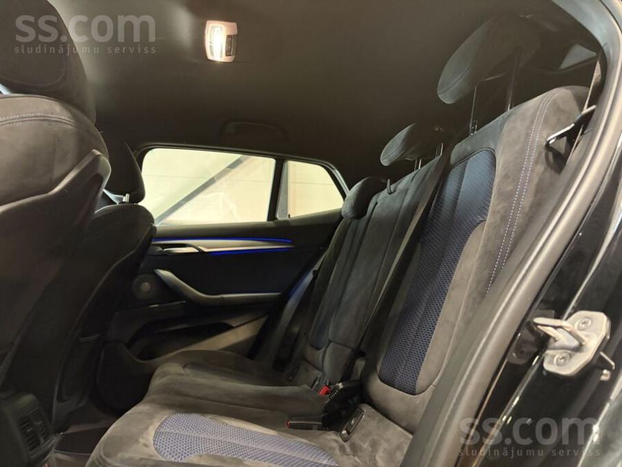 Black BMW X2 2019 in Riga, with an engine capacity of 2.00 L and mileage of 132 thousand km for 17690 €, photo 26 on AUTOMOTO.COM.LV