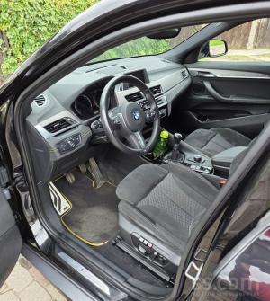 Black BMW X2 2019 in Riga, with an engine capacity of 2.00 L and mileage of 84 thousand km for 17800 €, photo 12 on AUTOMOTO.COM.LV