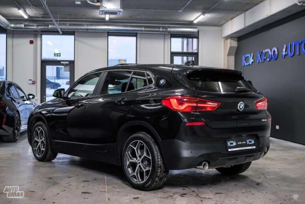 Melns BMW X2 2020 Marijampole, ar dzinēja tilpumu 1.50 L un nobraukumu 110 tūkst. km par 19950 €, foto 8 vietnē AUTOMOTO.COM.LV
