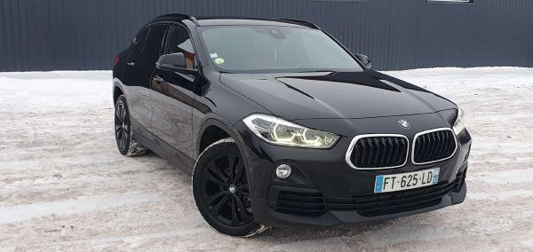 Black BMW X2 2020 in Taurage, with an engine capacity of 1.50 L and mileage of 194 thousand km for 12900 €, photo 3 on AUTOMOTO.COM.LV