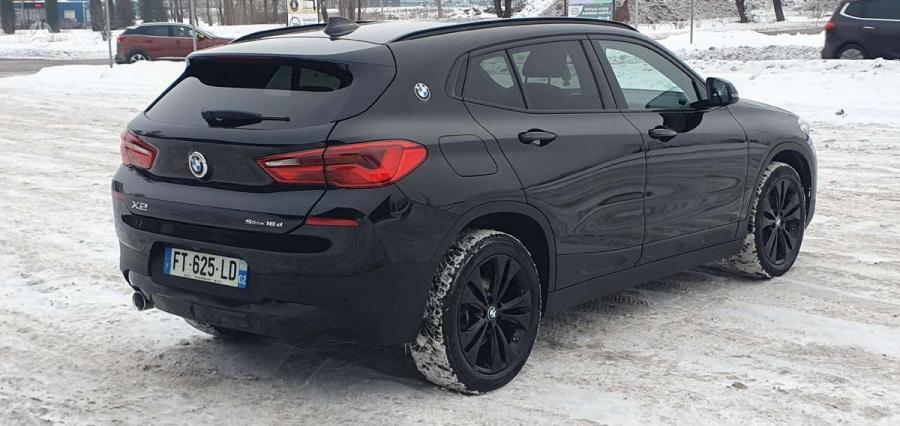 Black BMW X2 2020 in Taurage, with an engine capacity of 1.50 L and mileage of 194 thousand km for 12900 €, photo 6 on AUTOMOTO.COM.LV