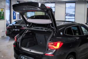 Black BMW X2 2020 in Marijampole, with an engine capacity of 1.50 L and mileage of 110 thousand km for 19450 €, photo 15 on AUTOMOTO.COM.LV