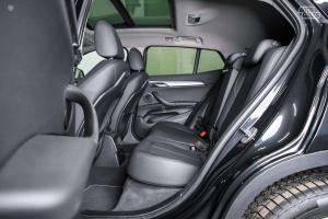 Black BMW X2 2020 in Marijampole, with an engine capacity of 1.50 L and mileage of 110 thousand km for 19450 €, photo 33 on AUTOMOTO.COM.LV