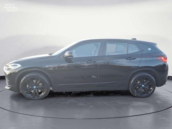 Black BMW X2 2021 in Kaunas, with an engine capacity of 1.50 L and mileage of 31 thousand km for 31051 €, photo 3 on AUTOMOTO.COM.LV