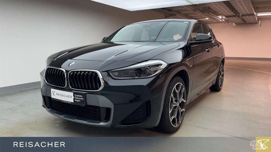 Black BMW X2 2021 in Kaunas, with an engine capacity of 1.50 L and mileage of 50 thousand km for 26510 €, photo 1 on AUTOMOTO.COM.LV