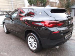 Black BMW X2 2023 in Kaunas, with an engine capacity of 1.50 L and mileage of 29 thousand km for 28925 €, photo 7 on AUTOMOTO.COM.LV