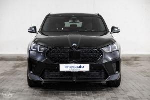 Black BMW X2 2024 in Vilnius, with an engine capacity of 2.00 L and mileage of 82 thousand km for 38991 €, photo 3 on AUTOMOTO.COM.LV